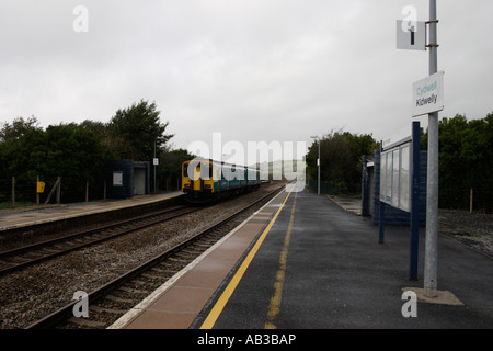 KIDWELLY RAILWAY STATION, CARMARTHENSHIRE, SOUTH WEST WALES, U.K Stock ...