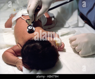 Doctor cares about heart health Stock Photo - Alamy
