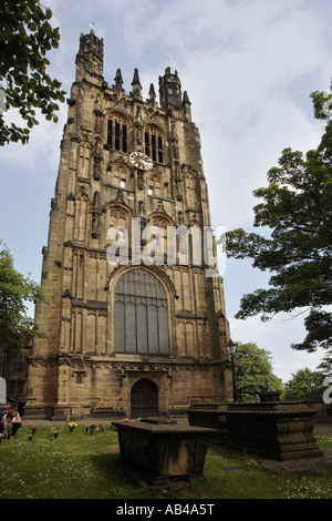 St Giles Church, Wrexham, Wales Stock Photo - Alamy