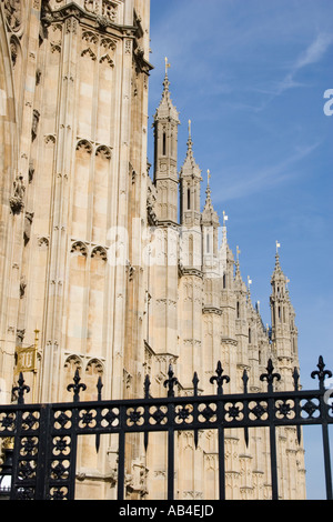 Side view of the Houses of Parliament (also called Palace of ...