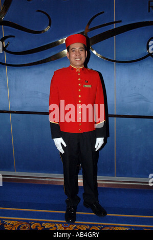 Queen Mary 2 berthed at the Brooklyn Cruise Terminal in NYC Stock Photo ...