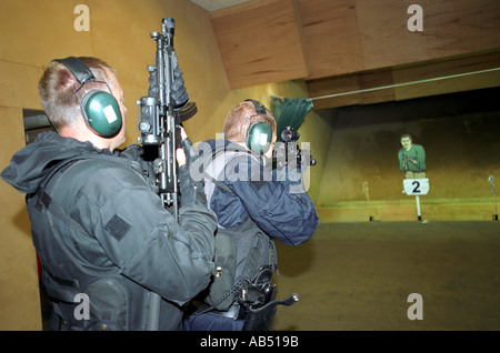 Police Armed Response Unit in training, UK Stock Photo - Alamy