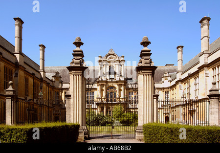 Oxford University Oriel College Gate Stock Photo - Alamy