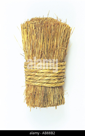 Bundle of straw Stock Photo - Alamy