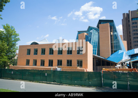 Peter B Lewis Science Library designed by Frank Gehry Princeton ...