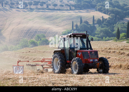 Italian Farming Landscape FIATAGRI Farm Tractor DT 88-94 Tuscany Italy ...