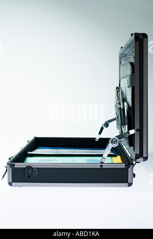 paper in the open briefcase Stock Photo - Alamy