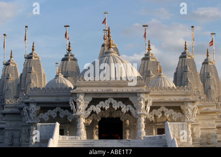 Shree Swaminarayan Hindu Temple in Grangetown, Cardiff Stock Photo - Alamy