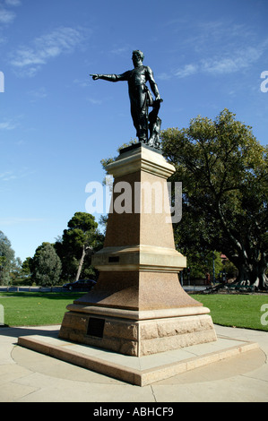 STATUE OF COLONEL WILLIAM LIGHT FOUNDER OF ADELAIDE LOOKING OUT ACROSS ...