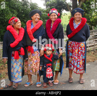 Mien hill tribe, villagers northern Thailand women in traditional ...