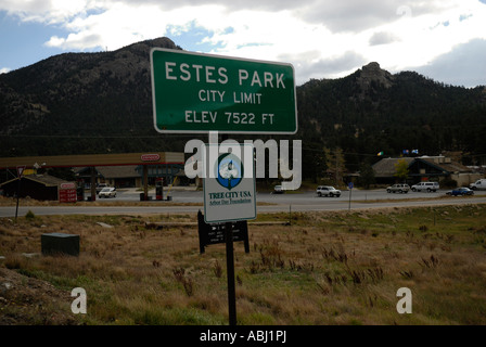 Entering sign in Estes Park, Colorado State, USA Stock Photo - Alamy