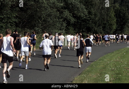 Runners in Two Castles 10k Run between Warwick and Kenilworth Castle ...