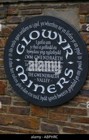 Memorial Plaque in memory of the coal miners killed in the Fatfield ...