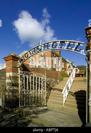 Views of the City of Worcester from the Severn way footpath alongside ...