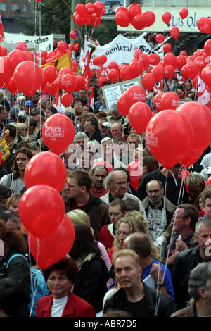 Protest march on the 15th anniversary of reunification Alexanderplatz ...