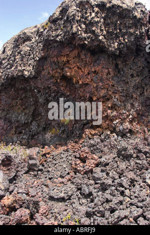 Texture of a 1974 spatter rampart, East Rift Zone, Hawai'i Volcanoes ...