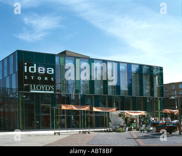 Idea Store, Chrisp Street, Tower Hamlets, London. Childrens area in ...