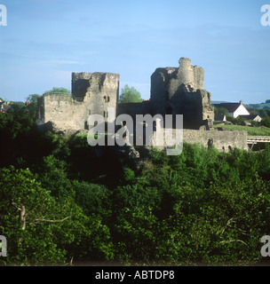 Cilgerran Castle Pembrokeshire West Wales Stock Photo - Alamy