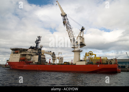 the cso constructor at leith port the ship is a deep pipe laying ship ...