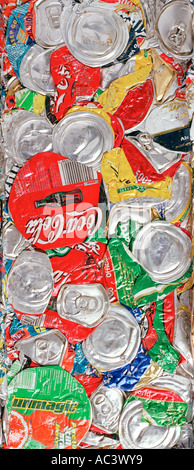 Coca cola can, flattened Stock Photo - Alamy