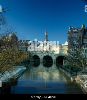 England, Somerset, Bath, Pultney Bridge and River Avon at Night Stock ...