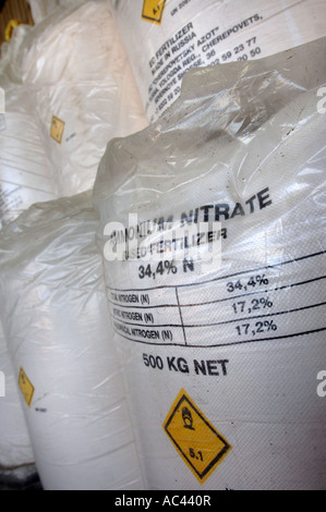 AN INDUSTRIAL SIZED BAG OF AMMONIUM NITRATE AGRICULTURAL FERTILIZER WHICH CAN BE USED IN ...
