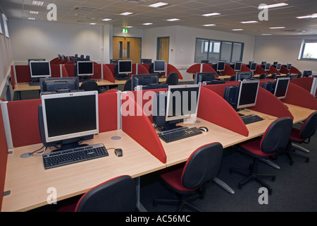 school computer suite layout Stock Photo - Alamy