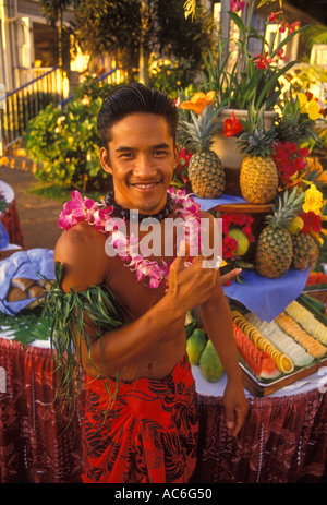 USA, Hawaiian Islands. Smiling man holding diving gear Stock Photo - Alamy