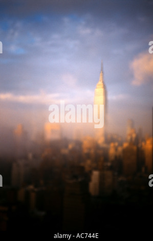 A vertical shot of a skyline of the Empire State building in New York ...