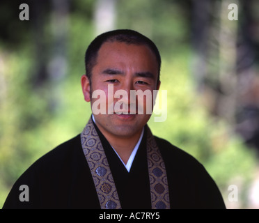 Buddhist Monk of the Tendai Sect at Rinno-ji Temple ( Rinnoji ), Nikko ...