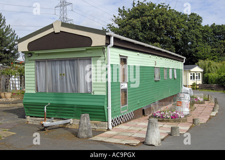 Mobile home,London suburbs,England,UK,GB,EU,Europe Stock Photo - Alamy