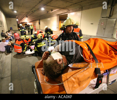 evacuation, rescue, surgery Stock Photo - Alamy
