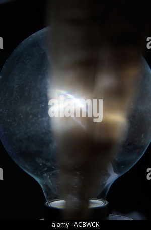 Diffraction on a bird's feather Stock Photo - Alamy