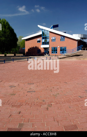 The new Mapperley Plains School the eco friendly school building and ...