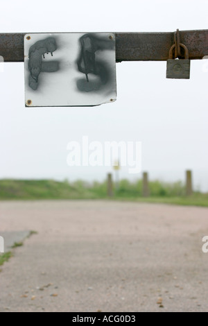 Road barrier with sign saying F5 on small road Stock Photo - Alamy