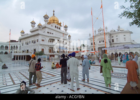 Sikh at the Akal Takht the seat of the Sikh Supreme Governing Body in ...