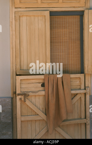 Open Venetian blind Stock Photo - Alamy