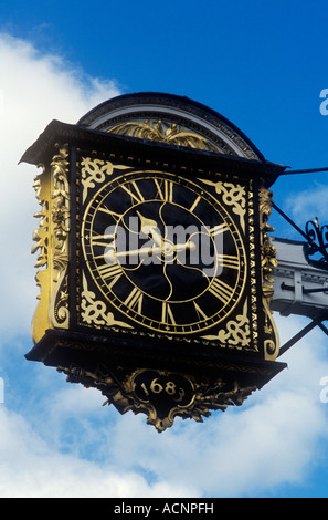Guildhall Clock "John Aylward's" High Street, Guildford, Surrey, UK ...
