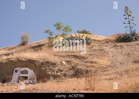 Caves turned into homes by gypsies, Sacromonte hill, Granada, Spain ...