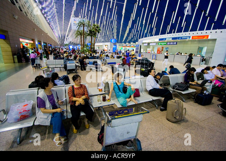 Departures and Checkin Area PVG Pudong International Airport Shanghai ...