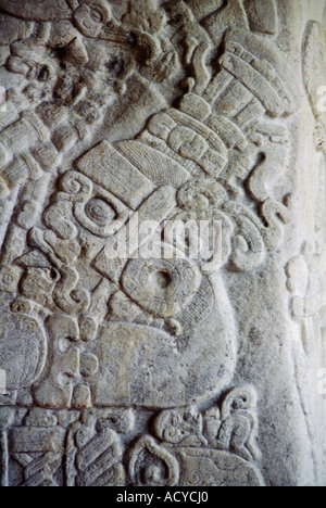 STELA 31 445 AD depicts a MAYA RULER with elaborate carved power ...