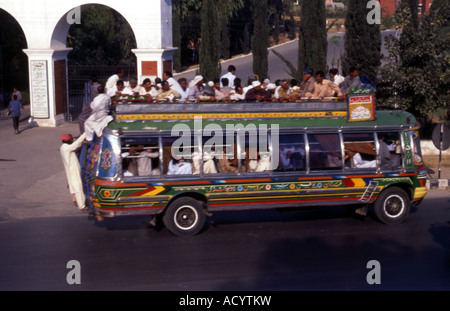 A crowded bus in Rawalpindi, Pakistan Stock Photo - Alamy