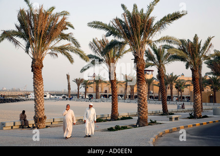 Gulf promenade Fahaheel Kuwait Stock Photo - Alamy