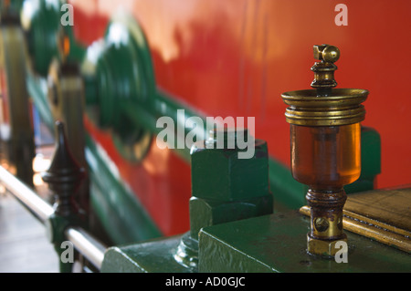 Automatic oiling pot and shafts attached to main beam of steam driven ...