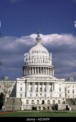 US Capitol building, Washington DC> Seat of the US Senate and ...