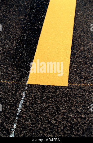 Road Marking Dividing Street Stock Photo - Alamy