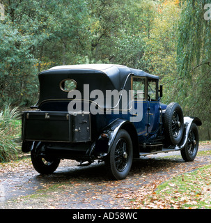 Delage motor car 1926 - Car Vintage Cigarette Card Stock Photo - Alamy