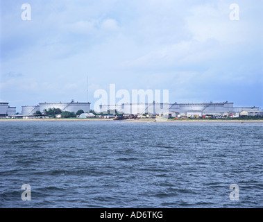 Oil storage tanks at the Shell terminal in the Pernis harbor in the ...
