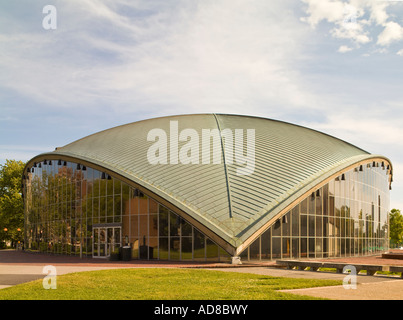 MIT Kresge Auditorium by Eero Saarinen in MIT , Cambridge , USA , North ...
