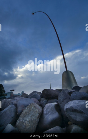 Wind Wand kinetic sculpture by Len Lye on the waterfront in New ...